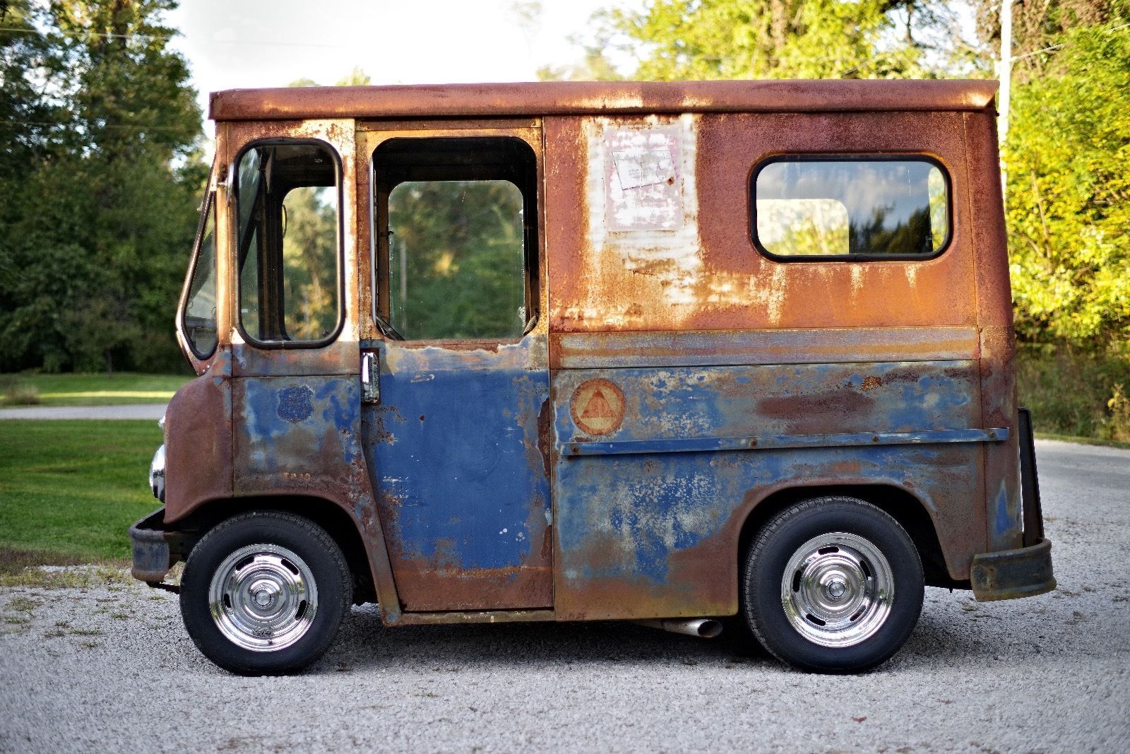1962 Jeep Willys FJ-3 postal na prodej
