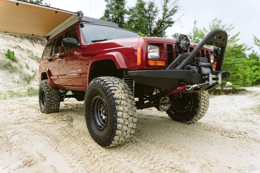 1999 Jeep Cherokee LOW MILE Fresh Overland Build OUTSTANDING na prodej