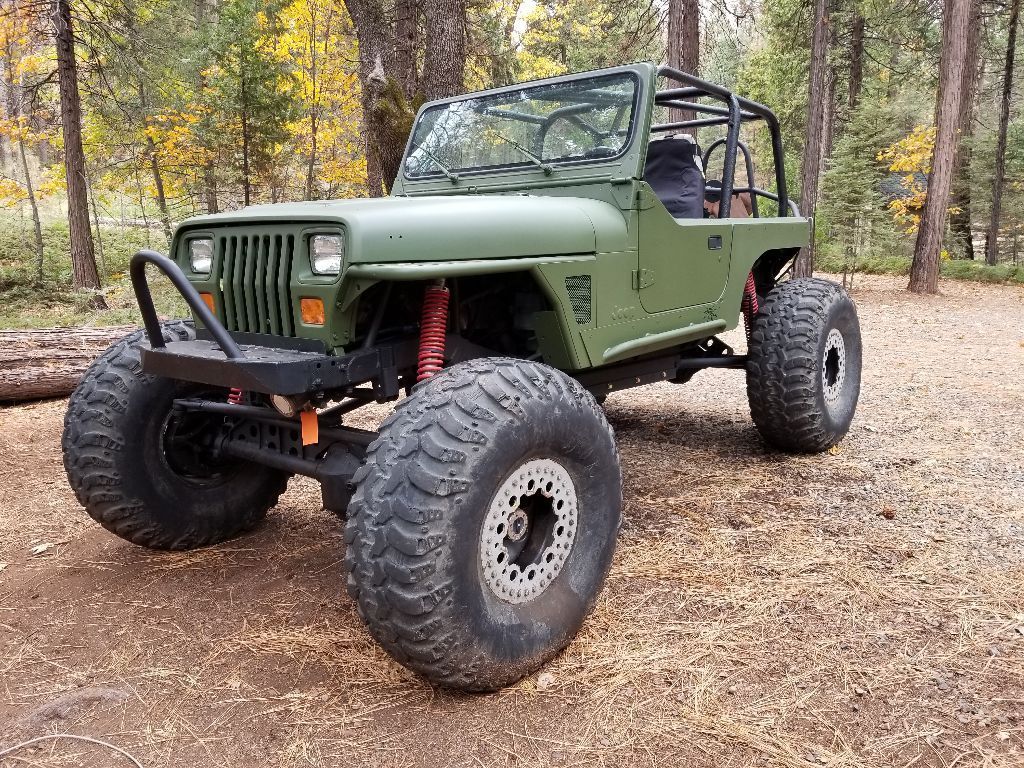 1995 Jeep Wrangler YJ Rock Crawler project na prodej