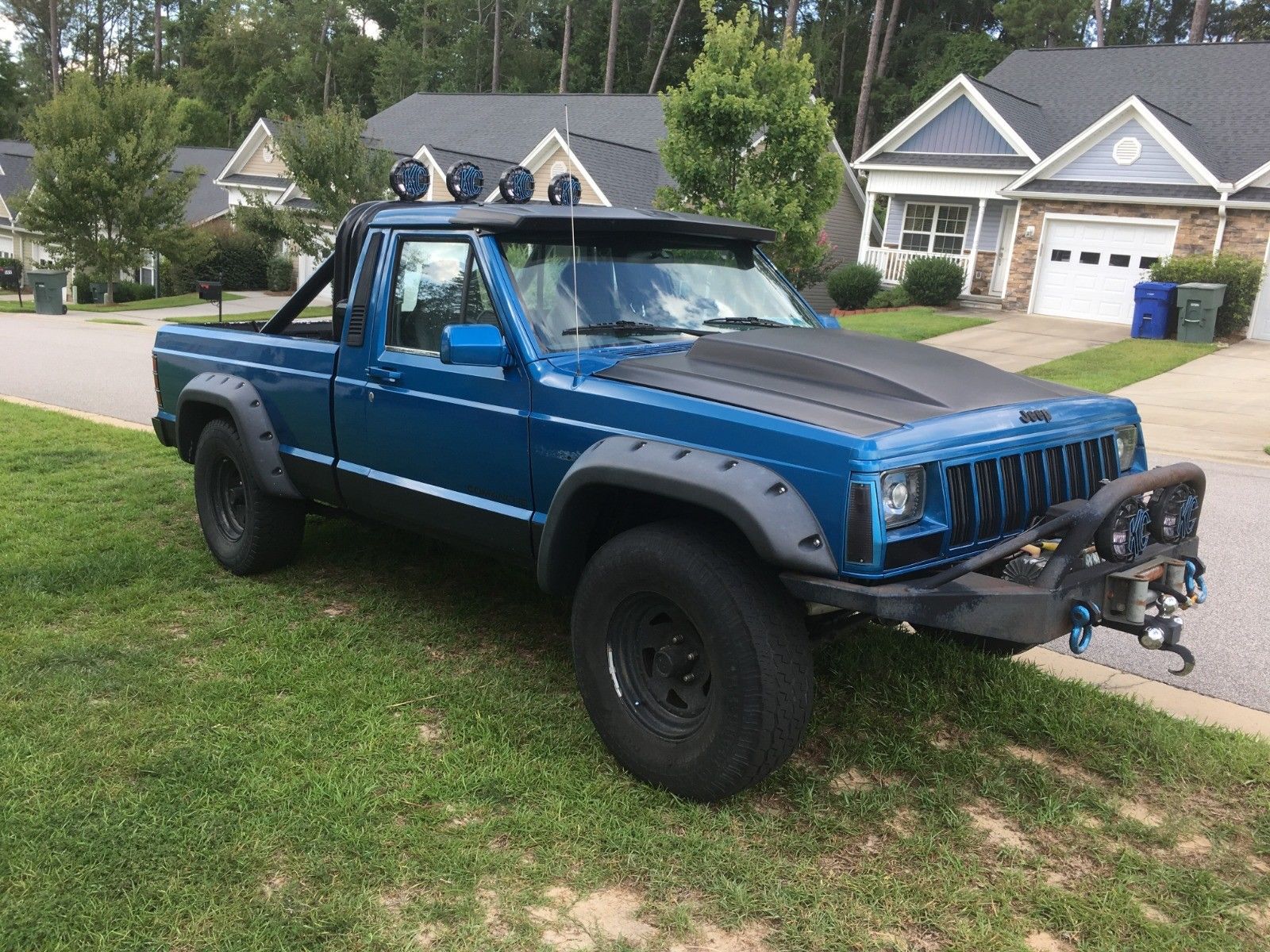 1988 Jeep Comanche pioneer na prodej