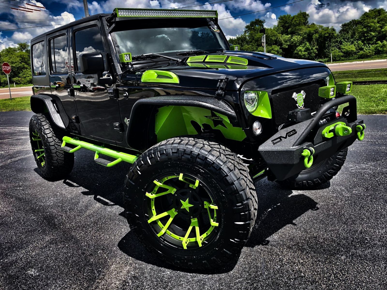 2018 Jeep Wrangler Rubicon Custom Lifted 37″ Nittos Leather DV8 OCD na ...