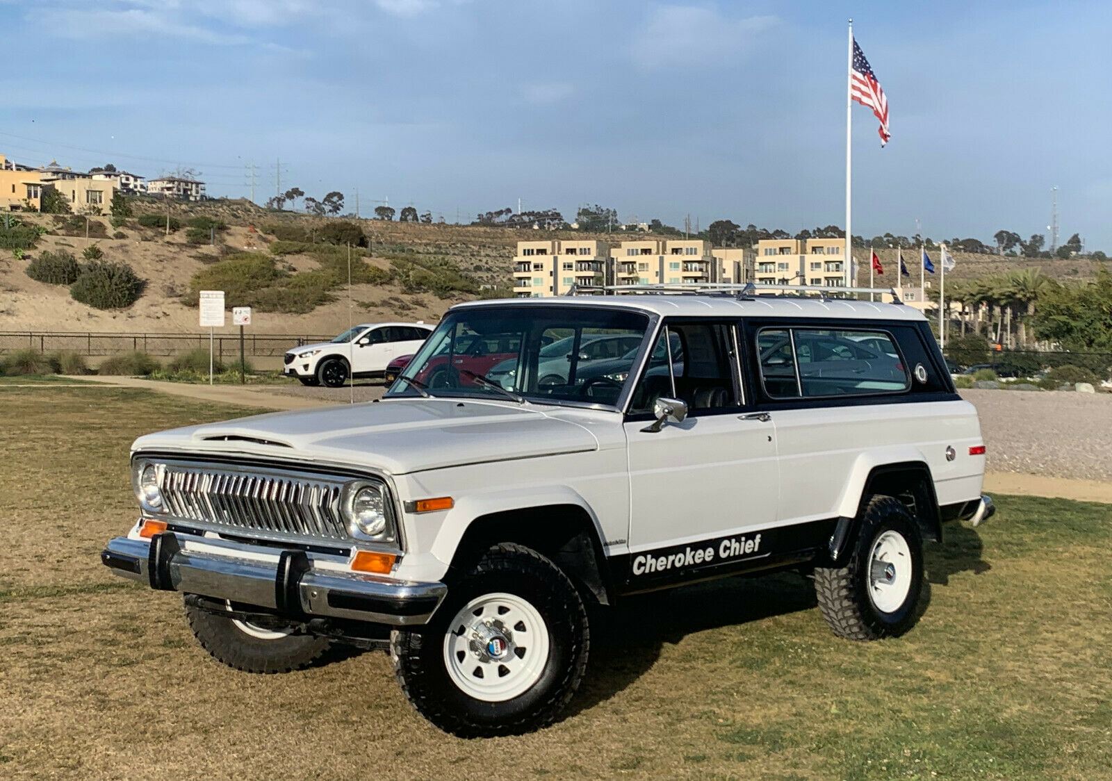 1978 Jeep Cherokee Chief WideTrack na prodej