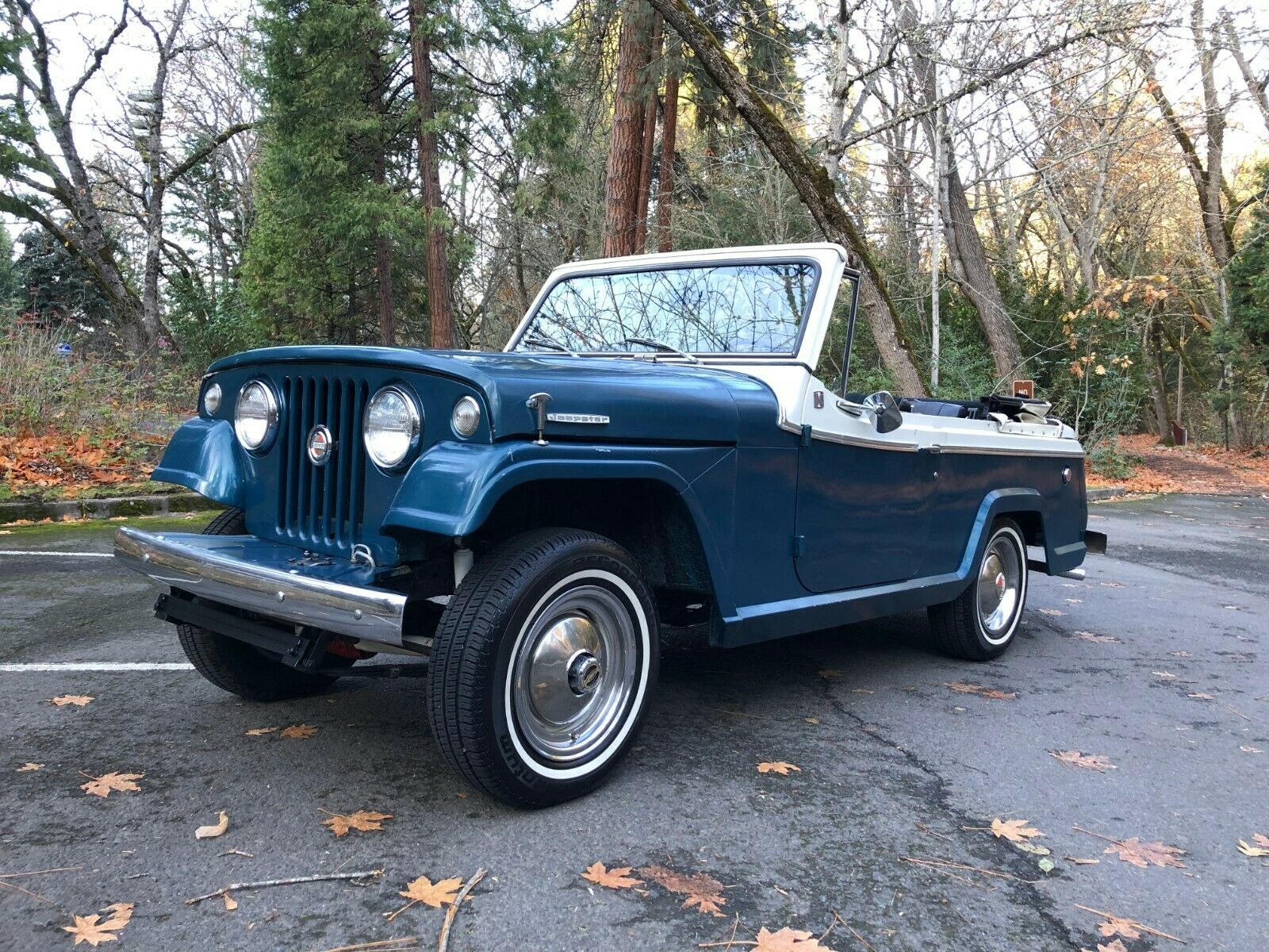 1968 Jeep Commando Deluxe Convertible na prodej